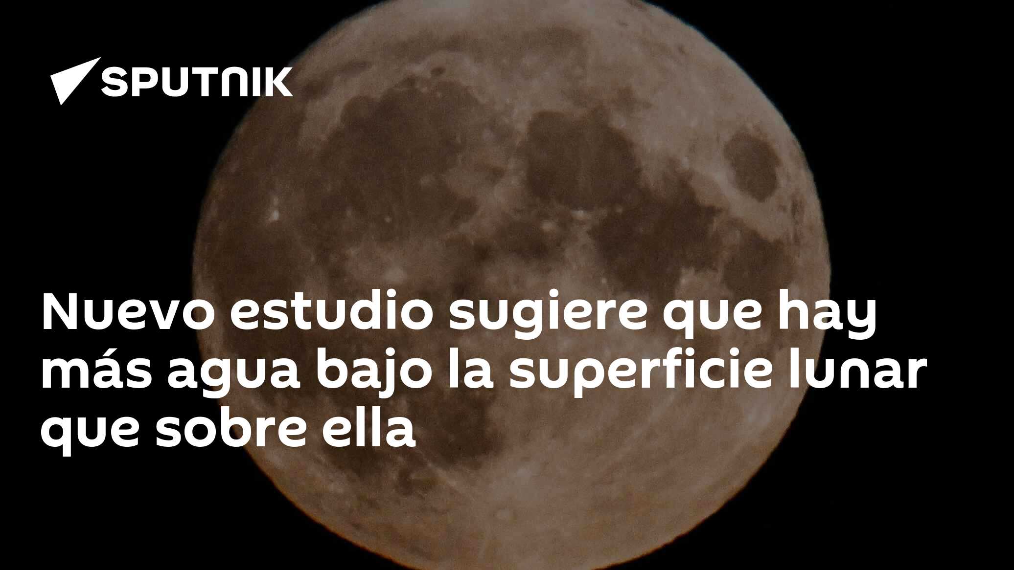 Nuevo estudio sugiere que hay más agua bajo la superficie lunar que ...