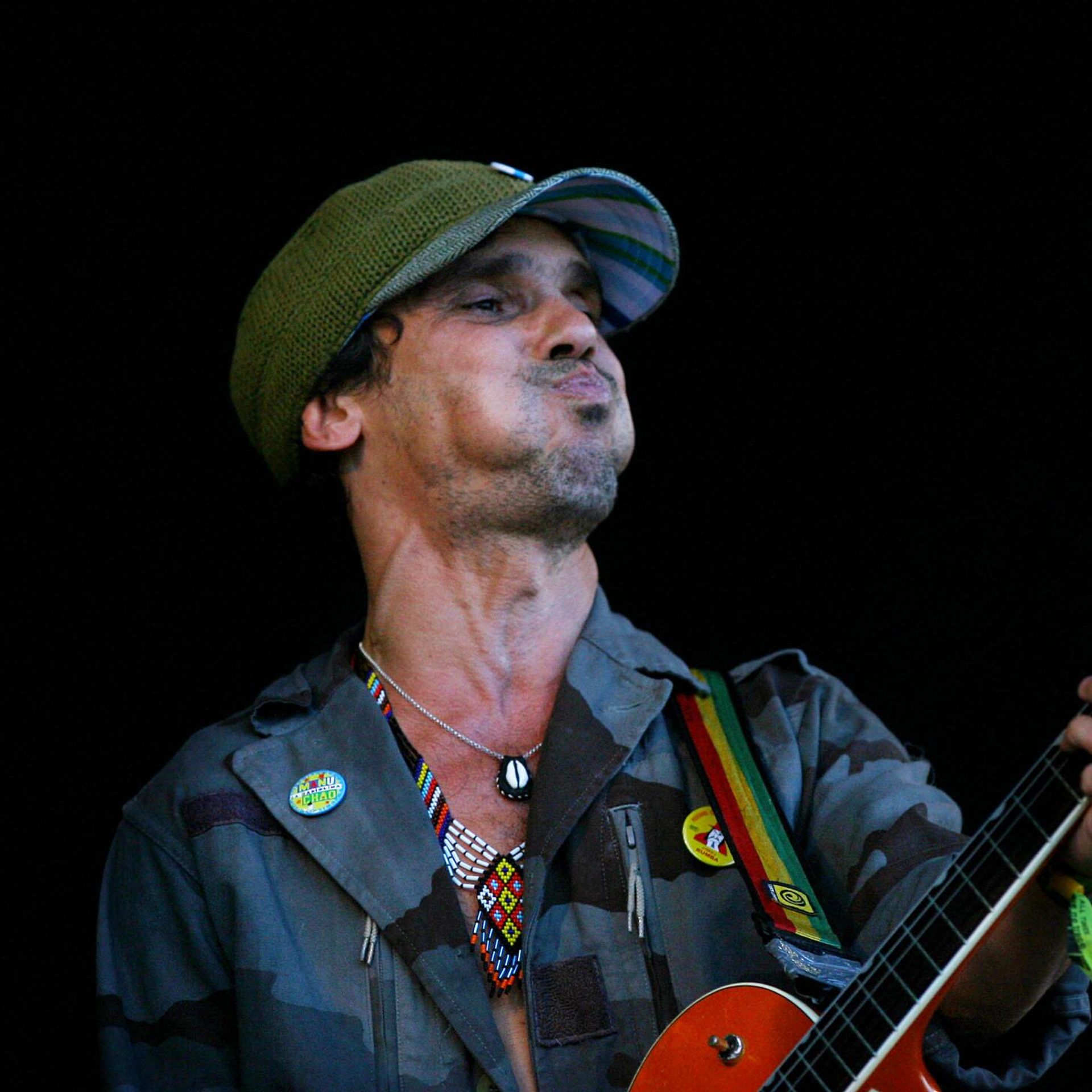 ¿Manu Chao con un pie en México? Retirarán la categoría de 'persona non ...