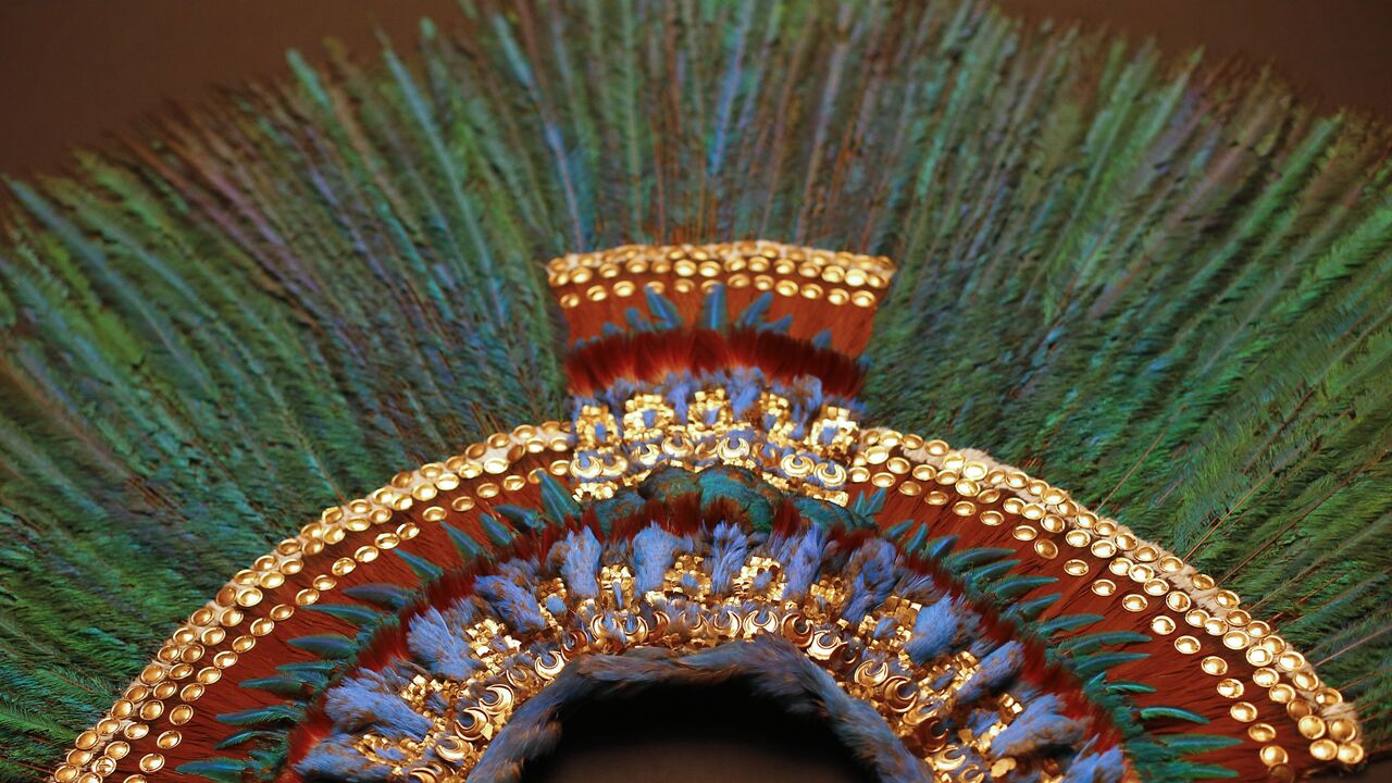 El penacho de Moctezuma: la emblemática pieza histórica que México ...