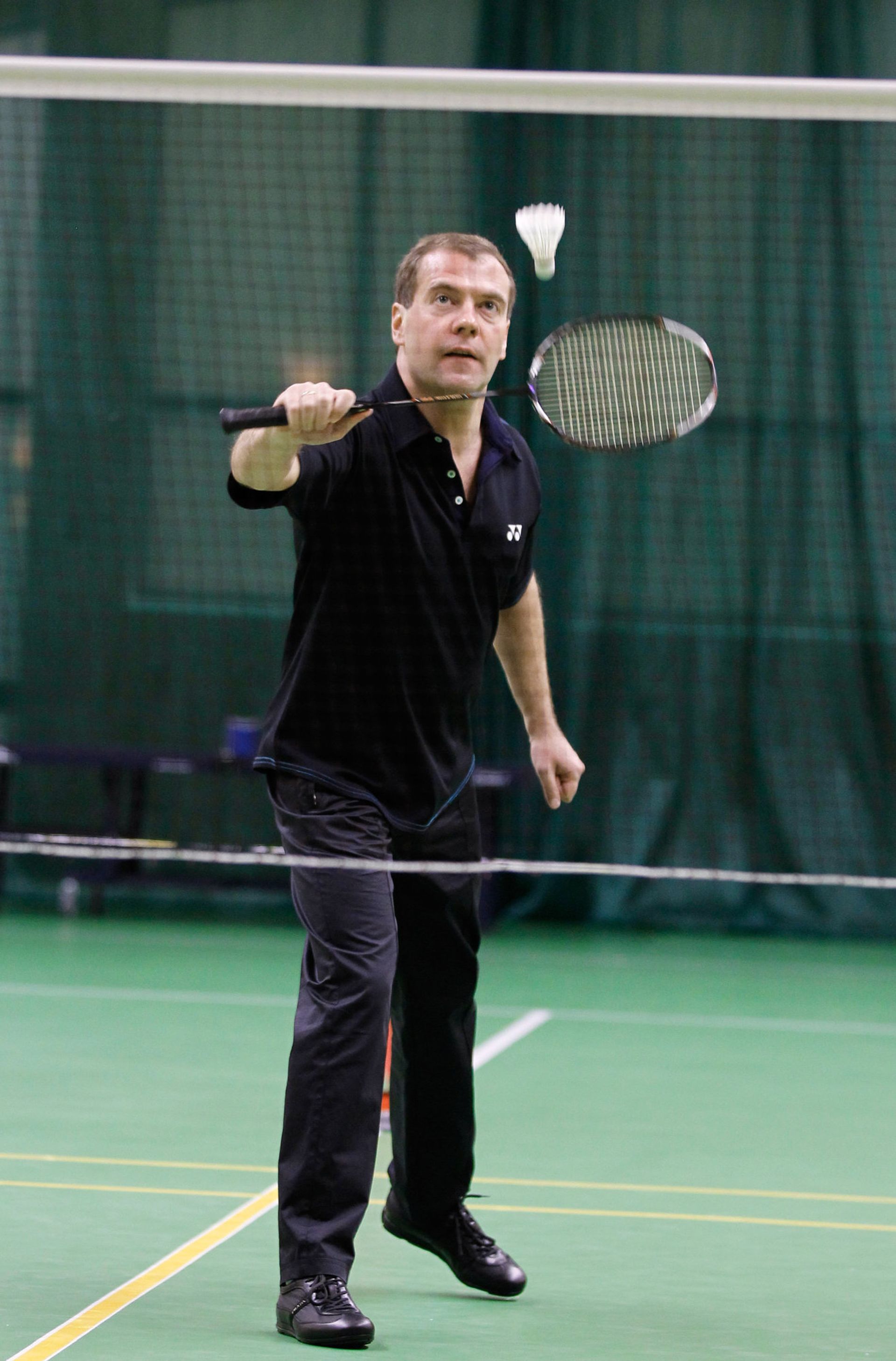 Medvédev juega badminton, ve películas y lee libros en su tiempo libre ...
